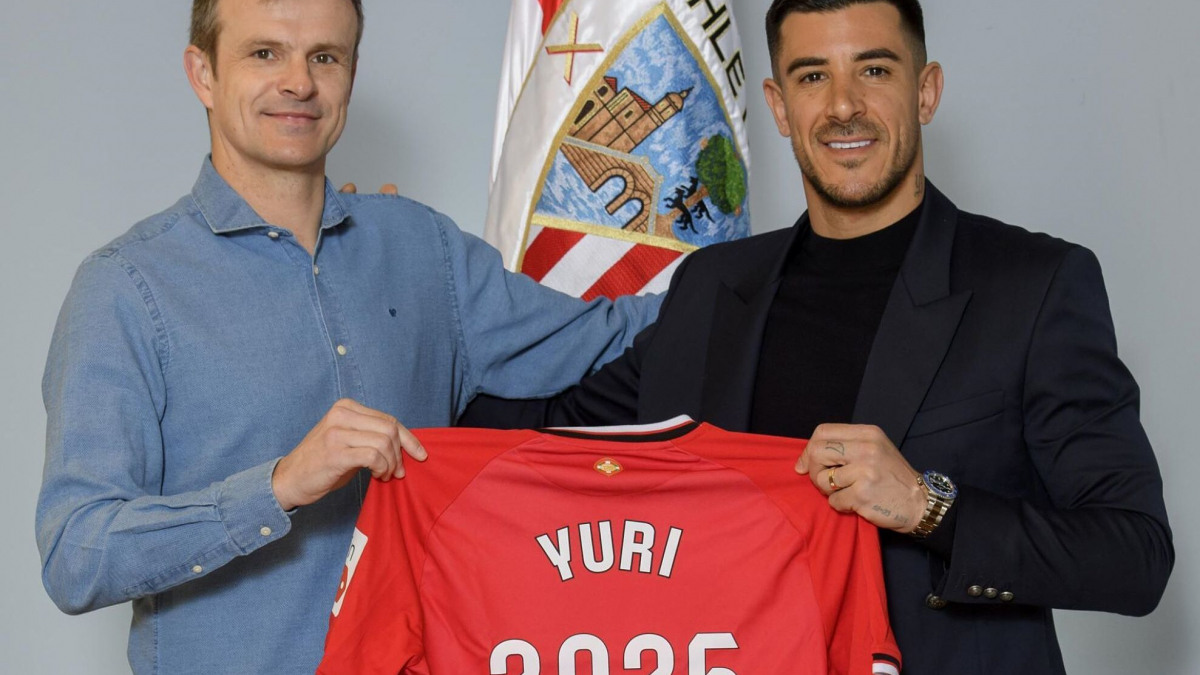 Yuri seguirá un año más en el Athletic