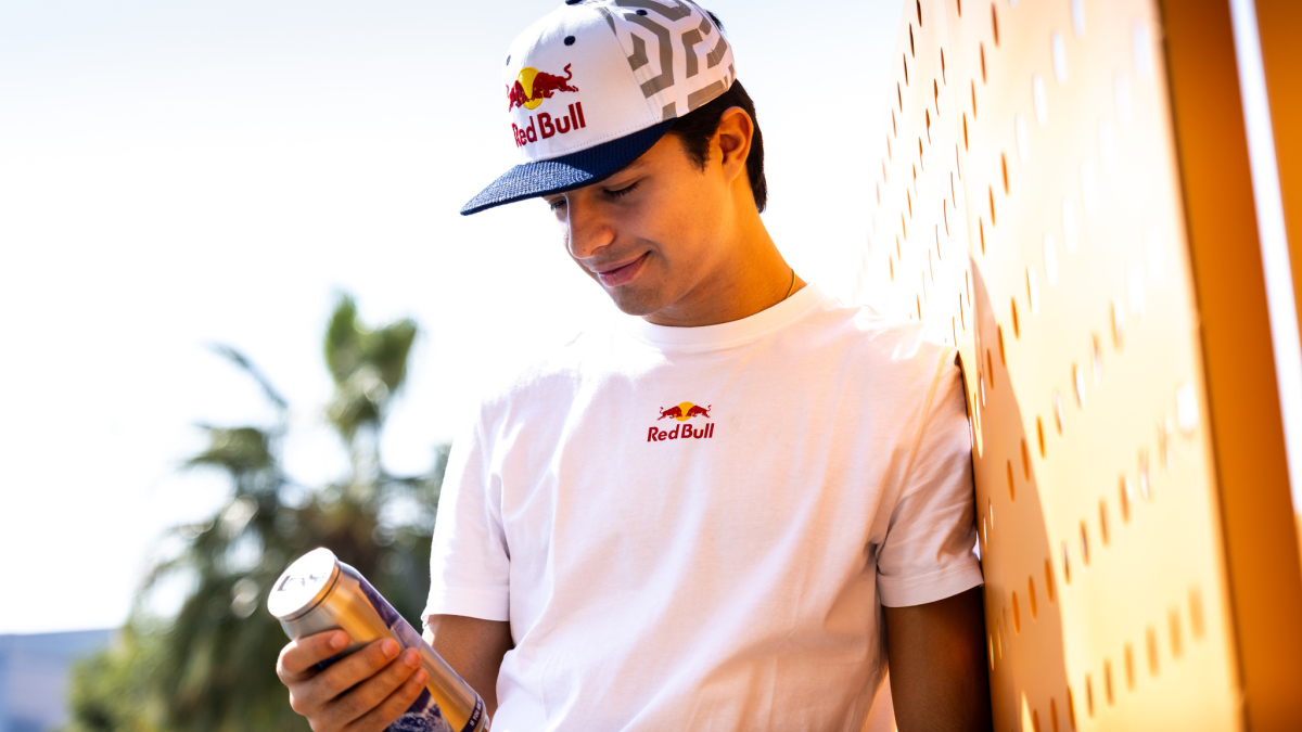 Pepe Martí sigue en F2 con Red Bull en 2025