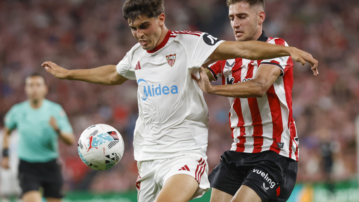 Robert Navarro aprovecha sus minutos con acciones de gol