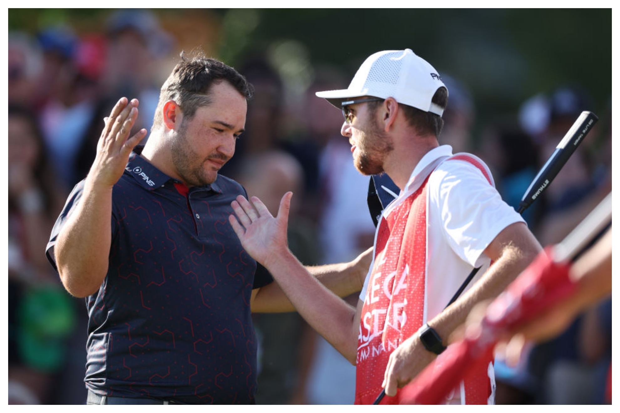 La Armada escolta a Thriston Lawrence en el Omega European Masters