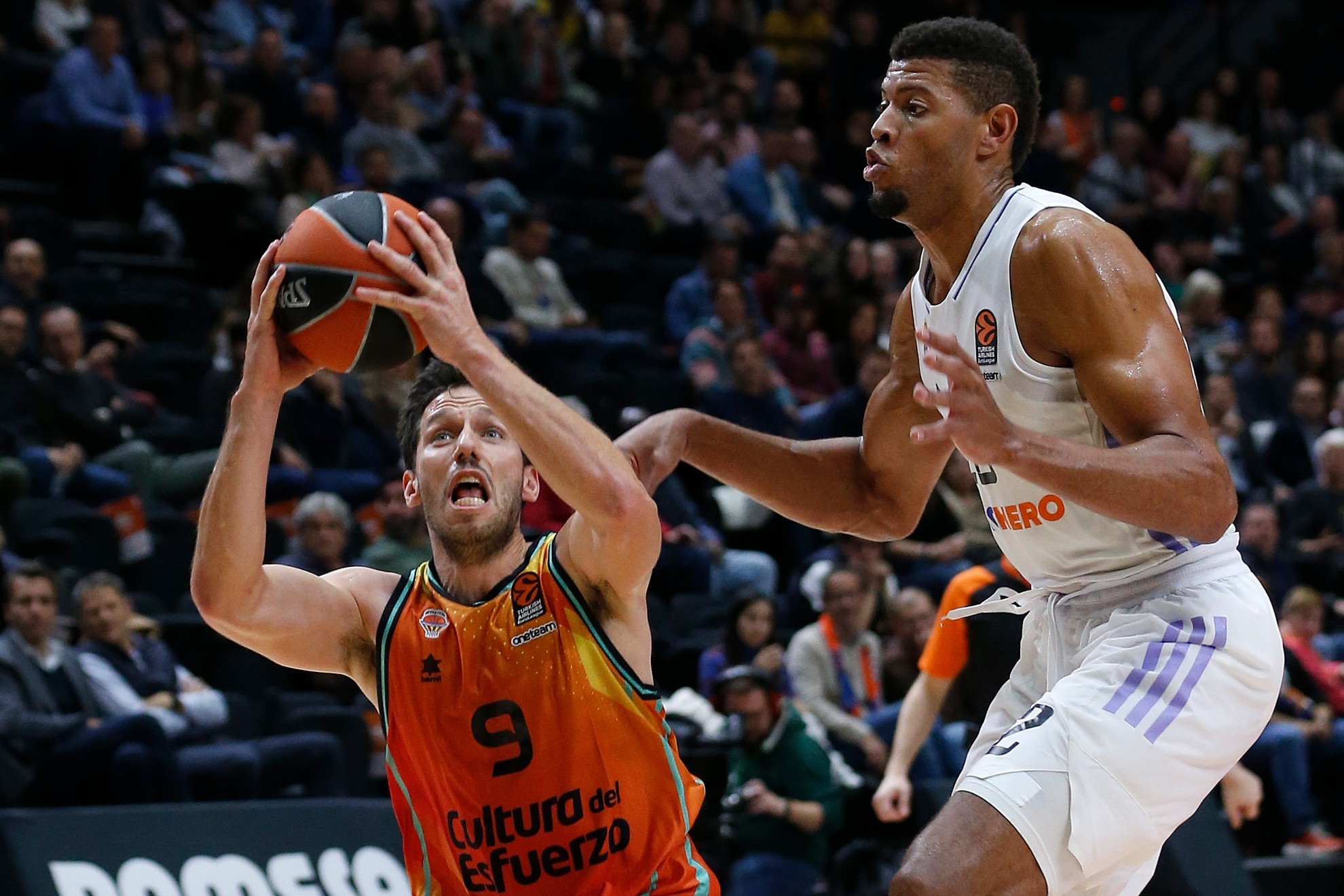 Van Rossom, sin fecha de regreso tras ser operado de la rodilla derecha