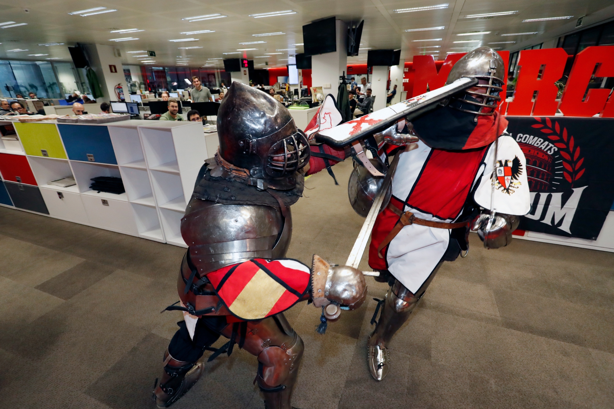 La lucha medieval está de vuelta: MMA con espadas y armaduras