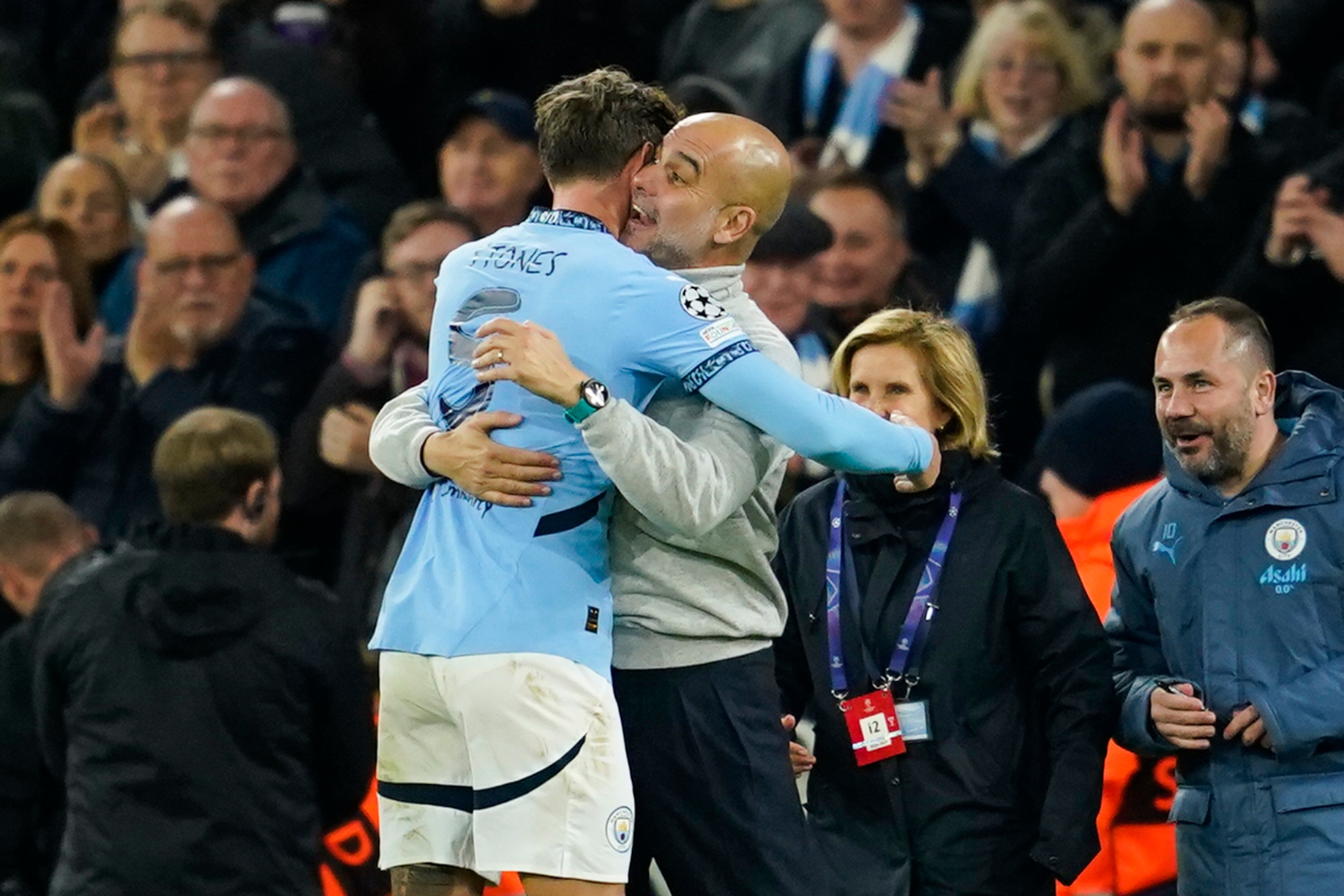 Stones, el "hijo" secreto de Guardiola que no se cansa de salvar al ...