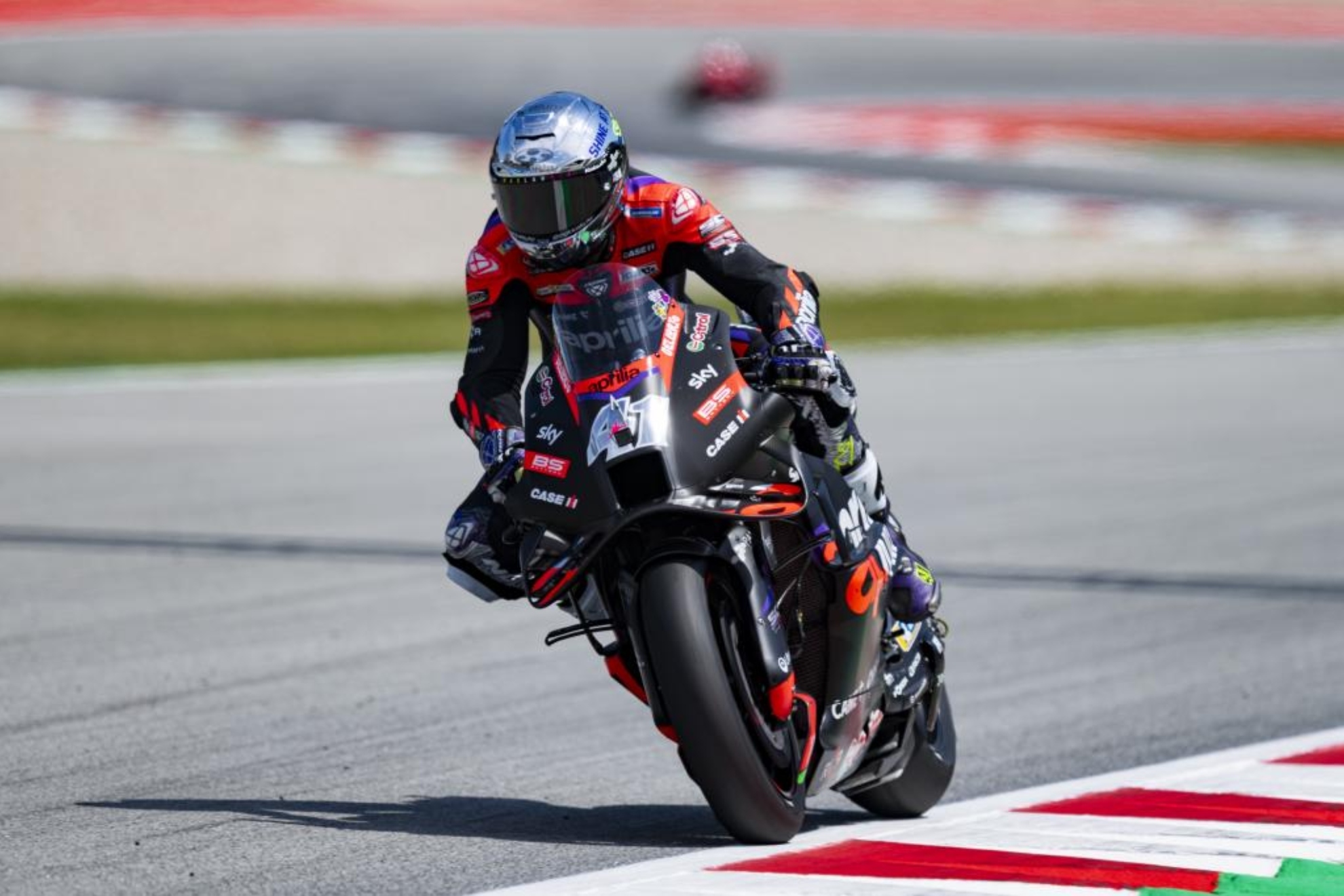 Aleix Espargaró, pole en el adiós y drama para Marc Márquez