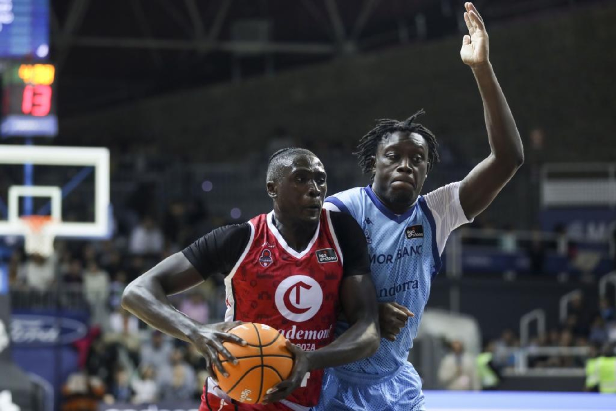 Un Jilson Bango imperial lidera al Zaragoza en su visita al Andorra