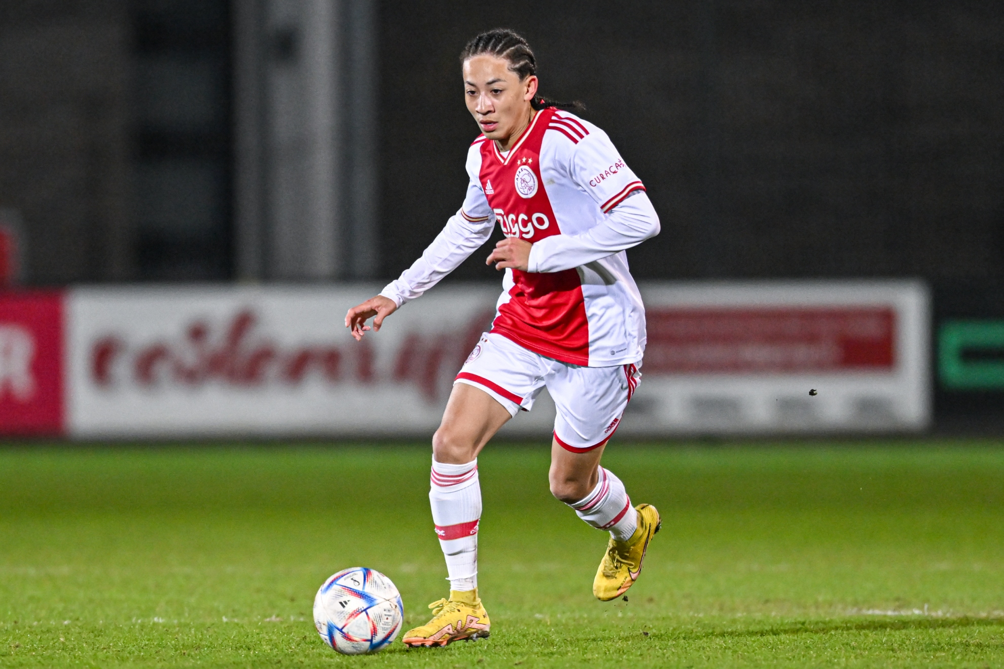 Kian Fitz-Jim, el hongkonés que hace 'bailar' al Ajax: "Dicen que parezco una niña, pero no me ...