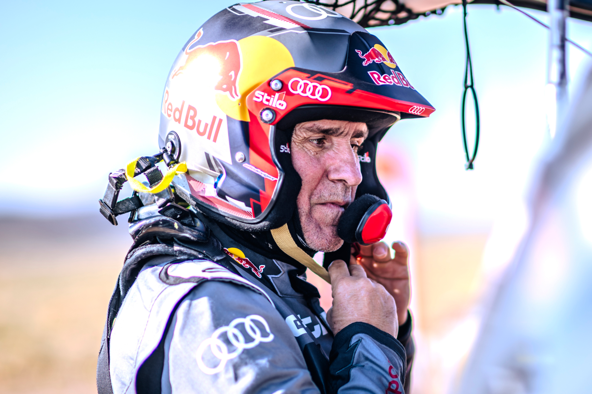 Stéphane Peterhansel volverá en 2026 de la mano de Land Rover... y en ...