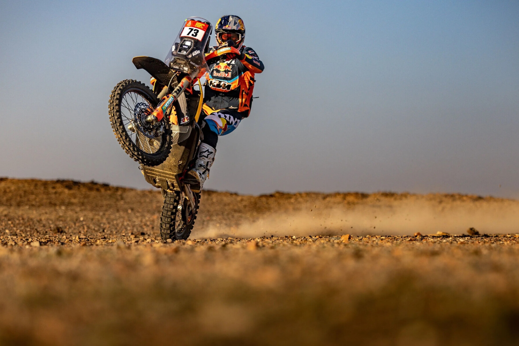 Tosha Schareina y Edgar Canet, del 'modo Dakar' al 'modo Mundial' en ...