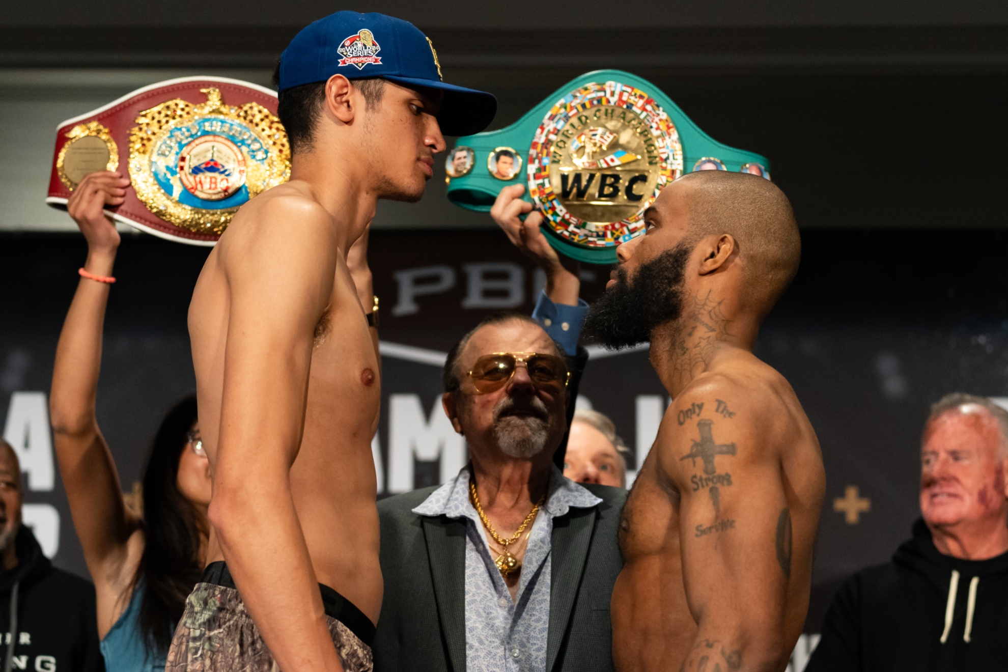 La ‘Torre Infernal’ Fundora se consolida como el campeón mundial más ...