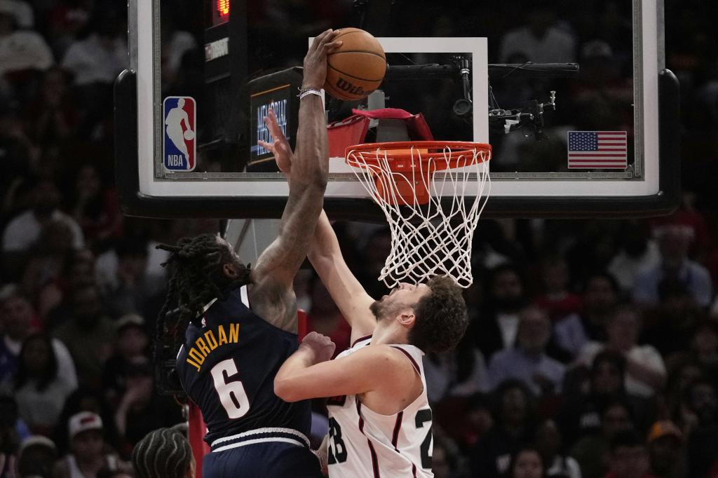 DeAndre Jordan, protagonista de las dos mejores jugadas de la noche en ...