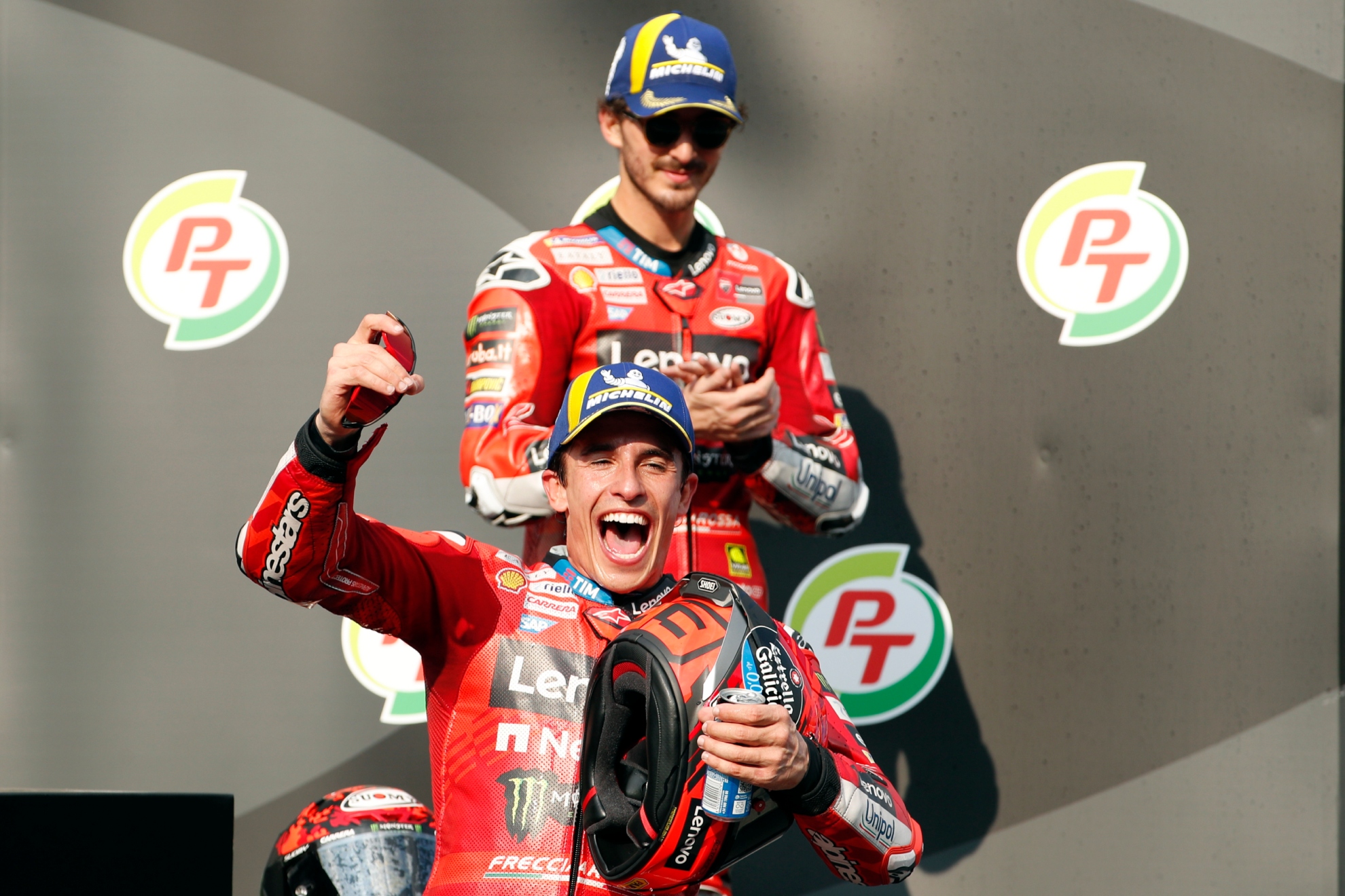 El padre de Rossi se moja sobre Marc Márquez: "Pecco Bagnaia es el mejor"