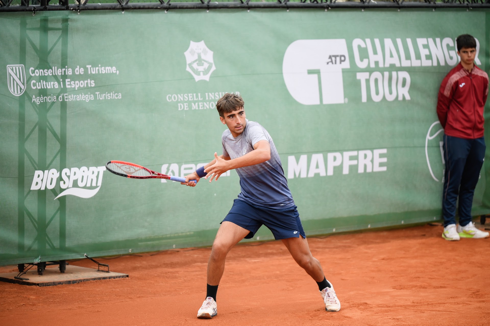 Buse supera a Cilic en Menorca y Barranco, Mérida y Rincón pasan a octavos