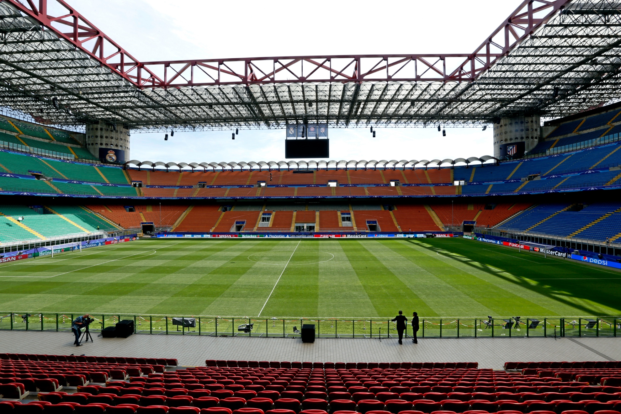 ¿San Siro o Giuseppe Meazza? El estadio del Inter de Milán y la eterna ...