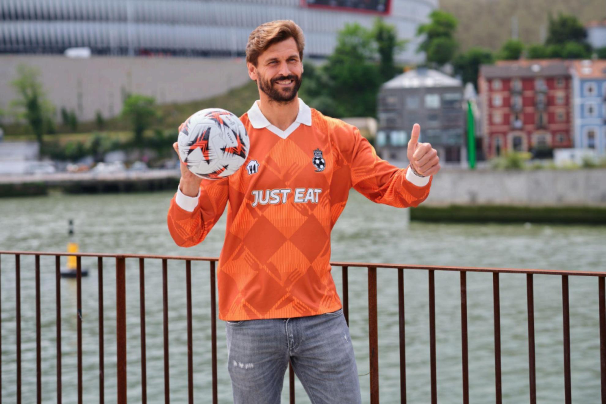 Fernando Llorente tiene un detallazo con los aficionados al fútbol en ...