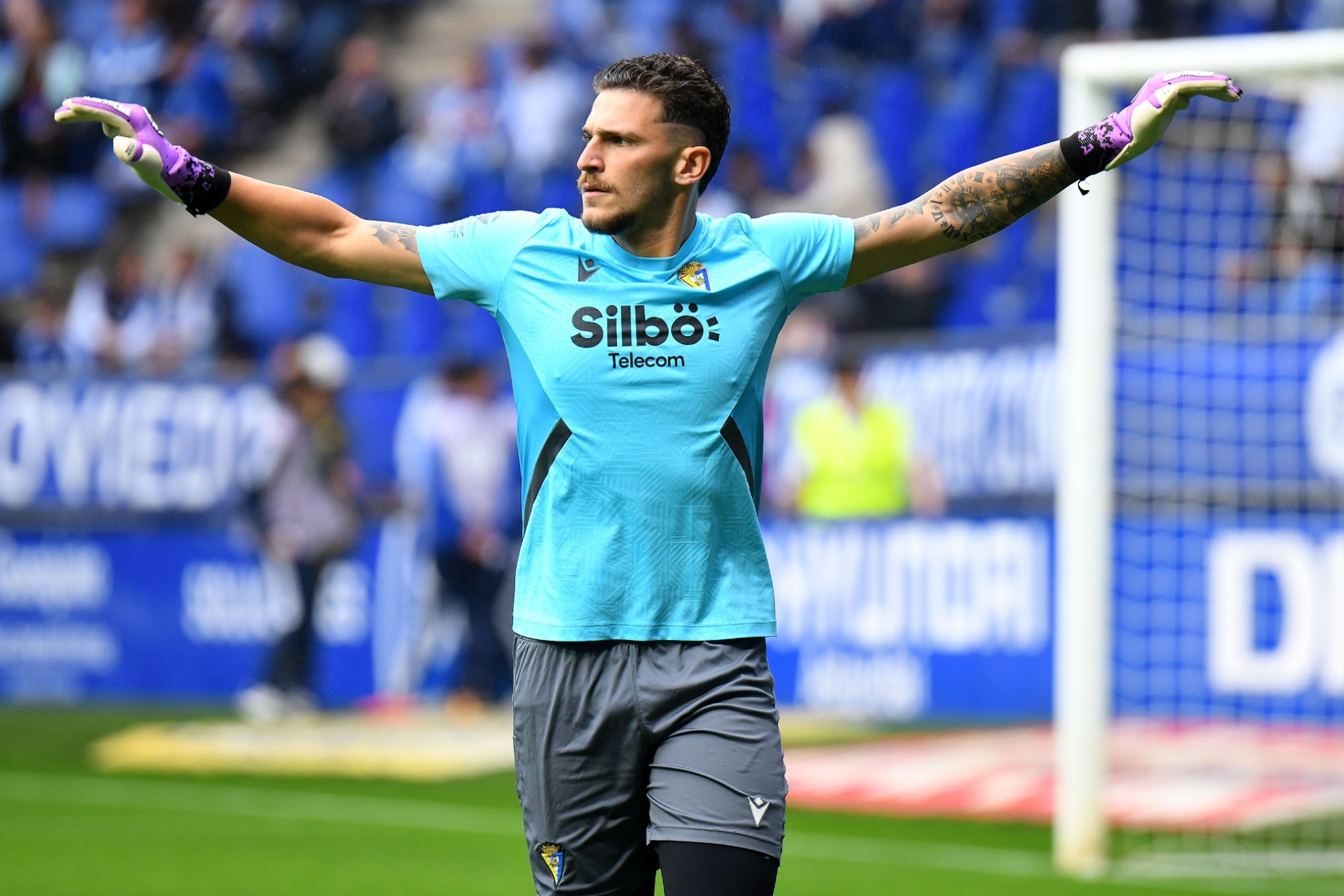 Víctor Aznar, la nueva perla del Cádiz que asoma en la portería