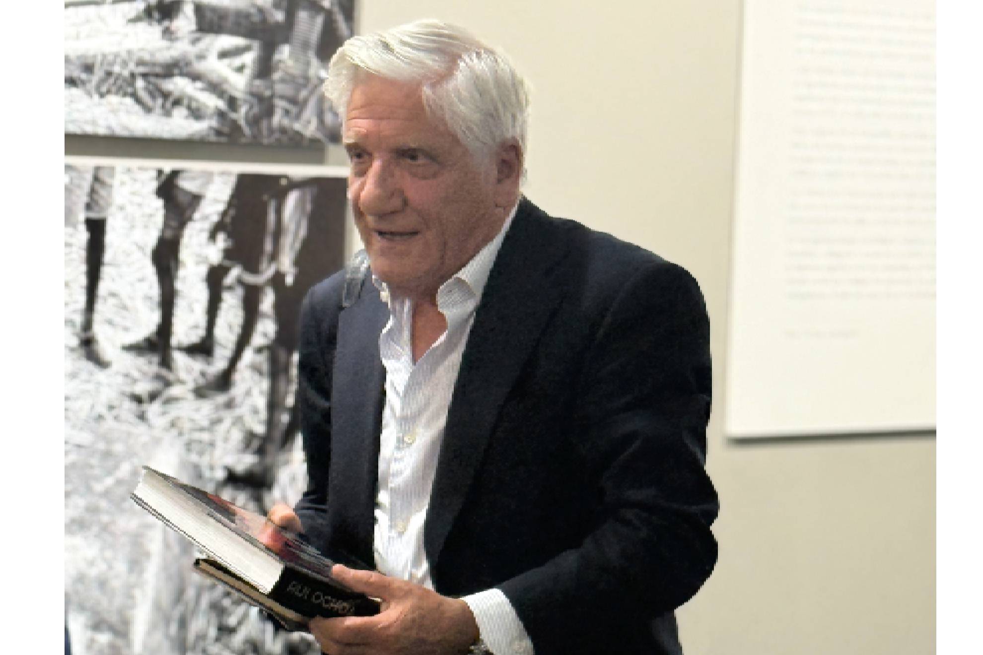 La Revolución de los Claveles en Portugal vista por Rui Ochoa