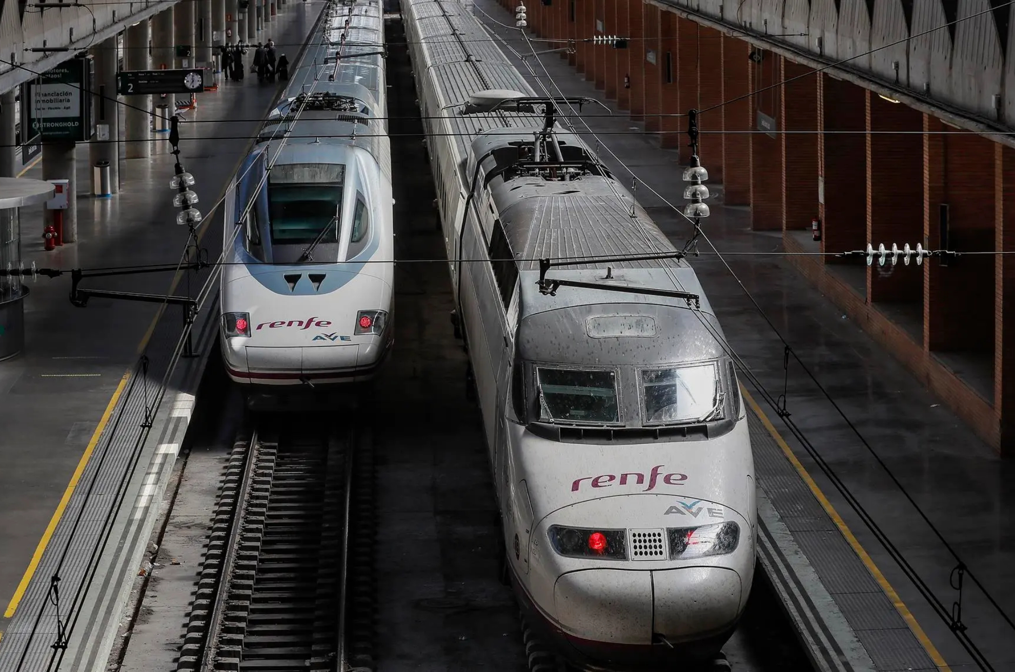 Paralizada la circulación de trenes de alta velocidad entre Madrid, Segovia, Valladolid y Gijón ...