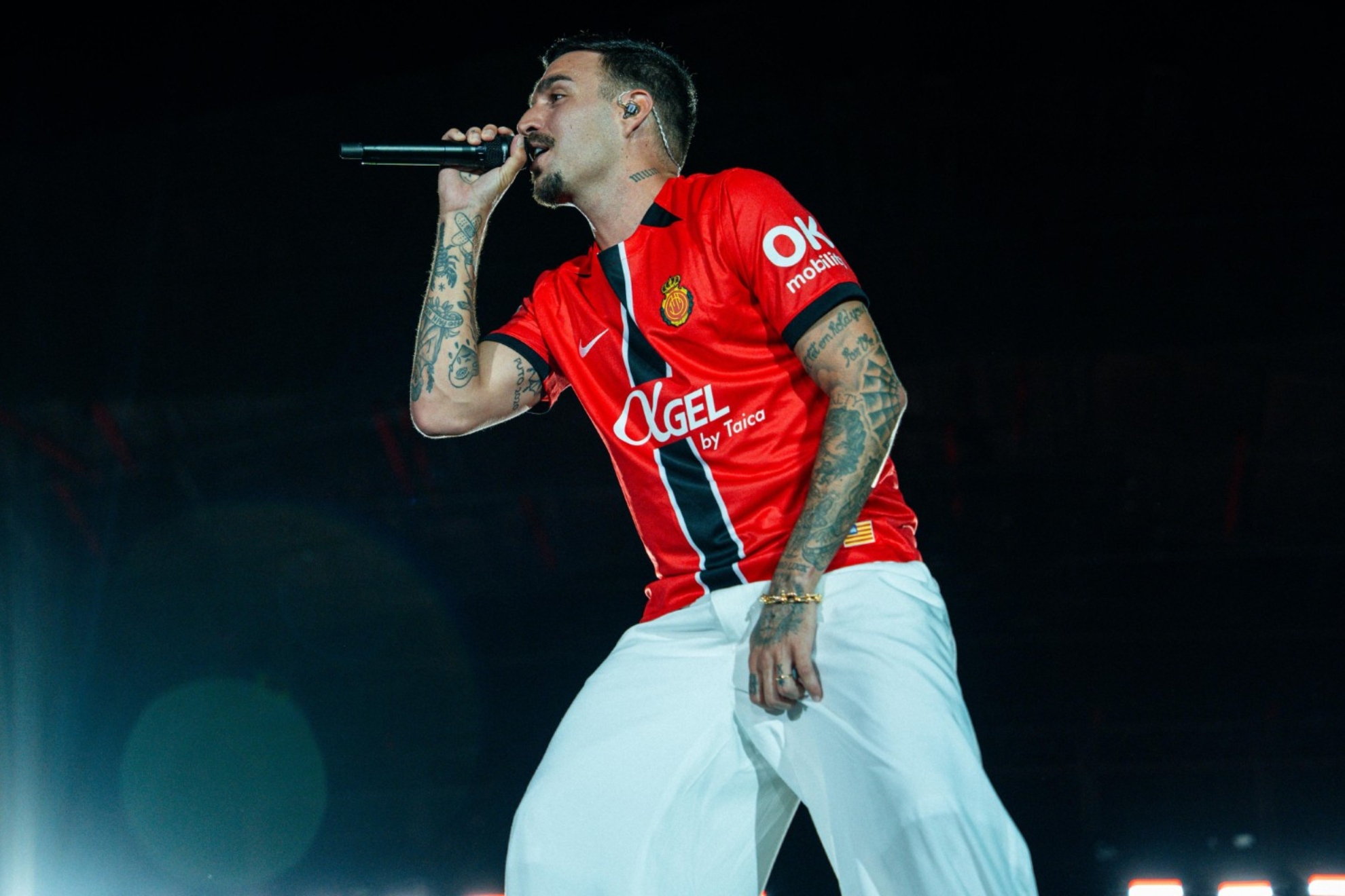 Rels B desvela la nueva camiseta del Mallorca ante más de 20.000 ...