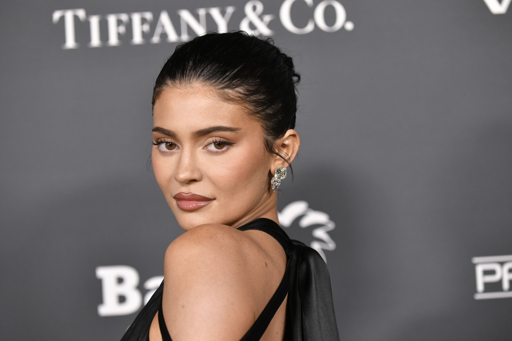 Las hermanas Kardashian cuentan detalles inéditos sobre sus cirugías ...