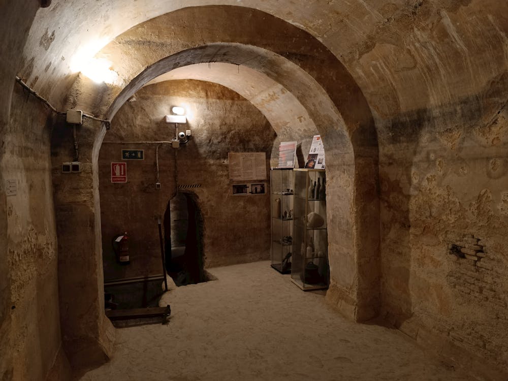 Ni la Puerta del Mar ni la muralla de Cádiz: la joya arquitectónica del ...