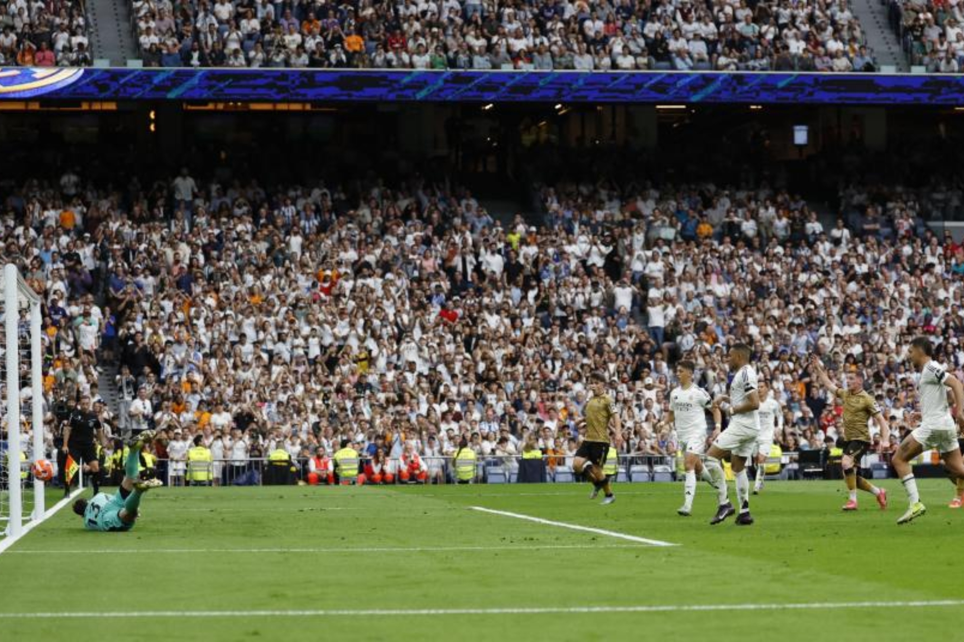 Revolución en las normas de los penaltis: la IFAB plantea eliminar los ...