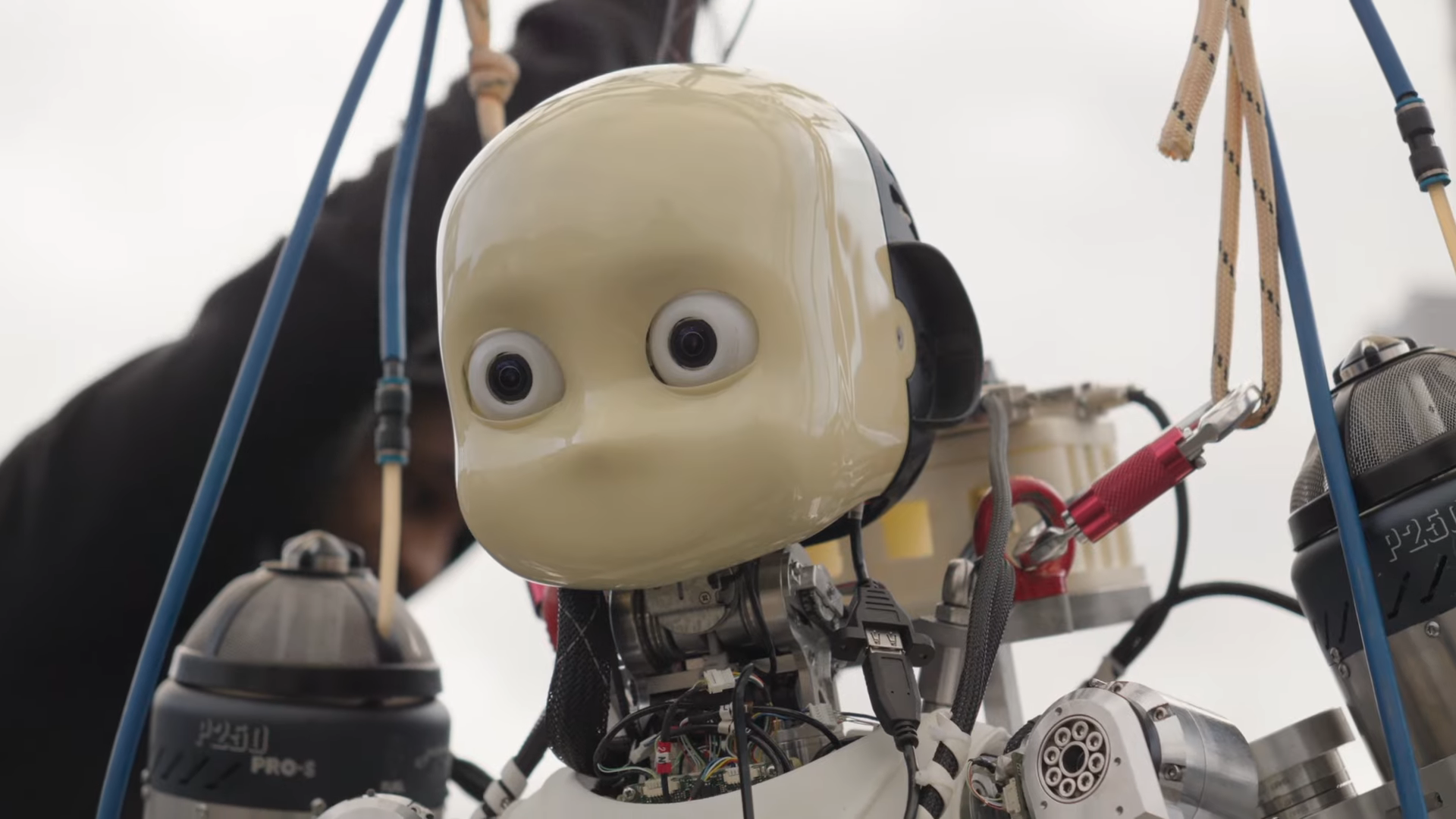 ‘Iron Man’ se convierte en realidad: logran el primer vuelo de un robot ...
