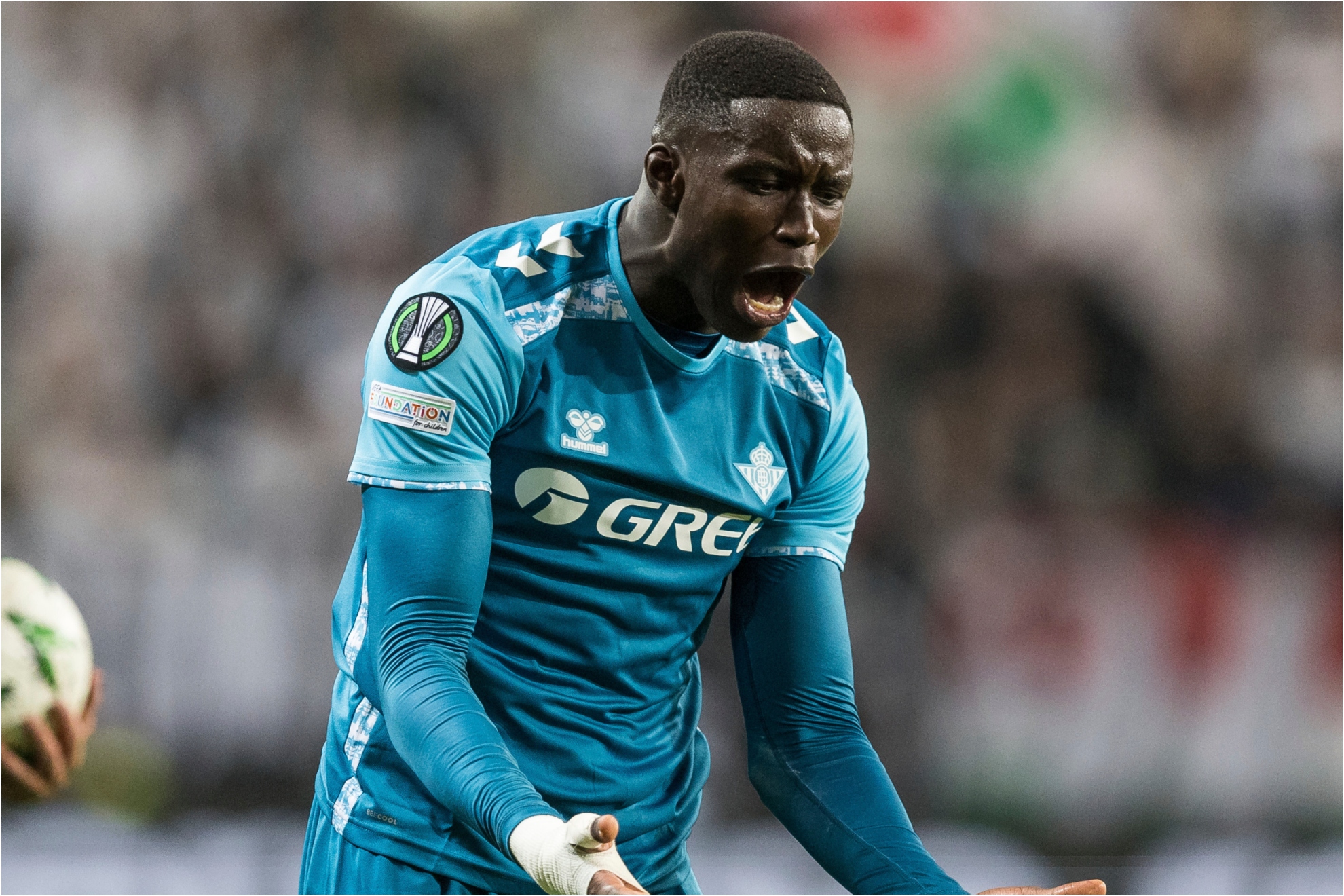 Mendy elige al Rangers