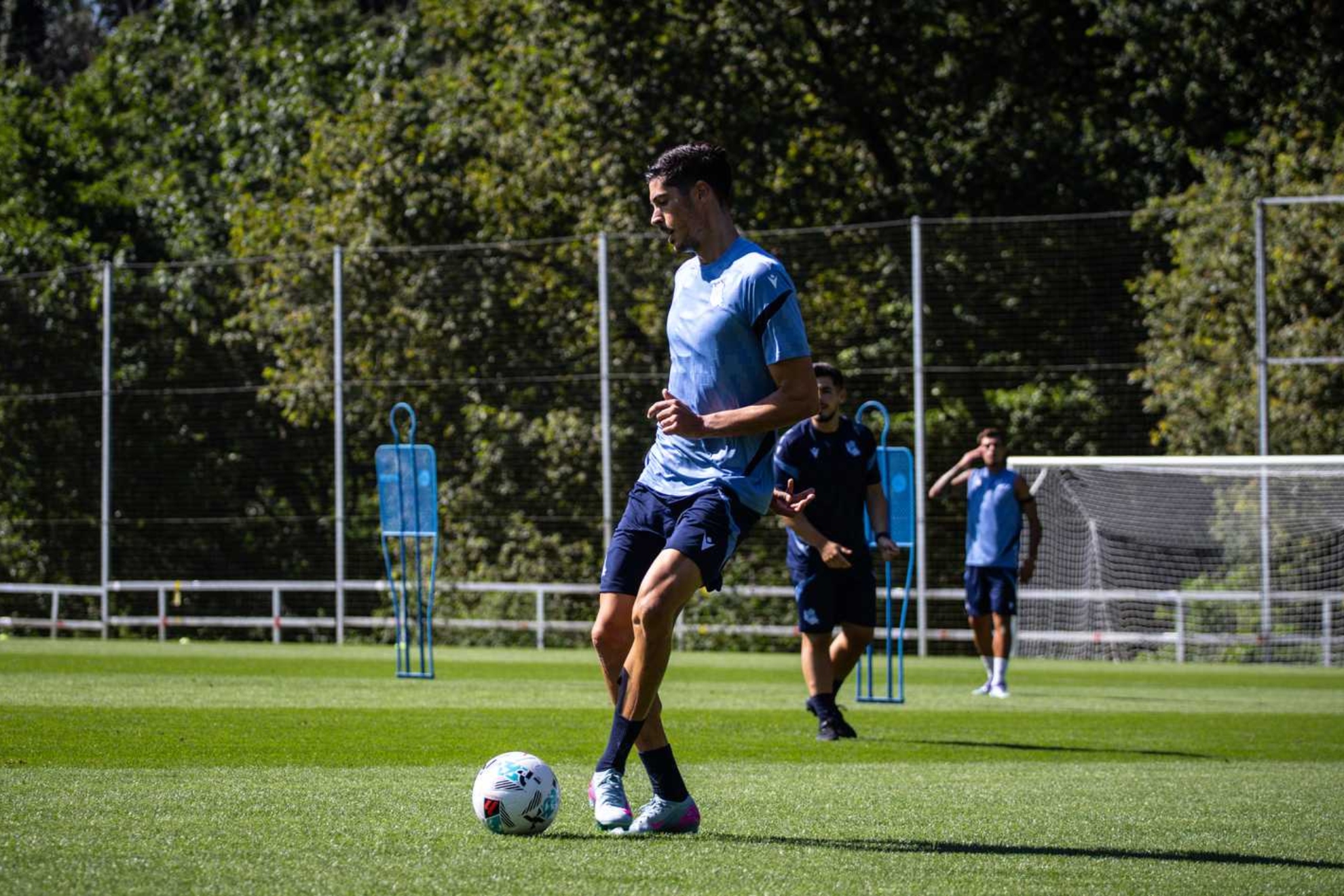 El Mirandés, la opción para Carlos Fernández