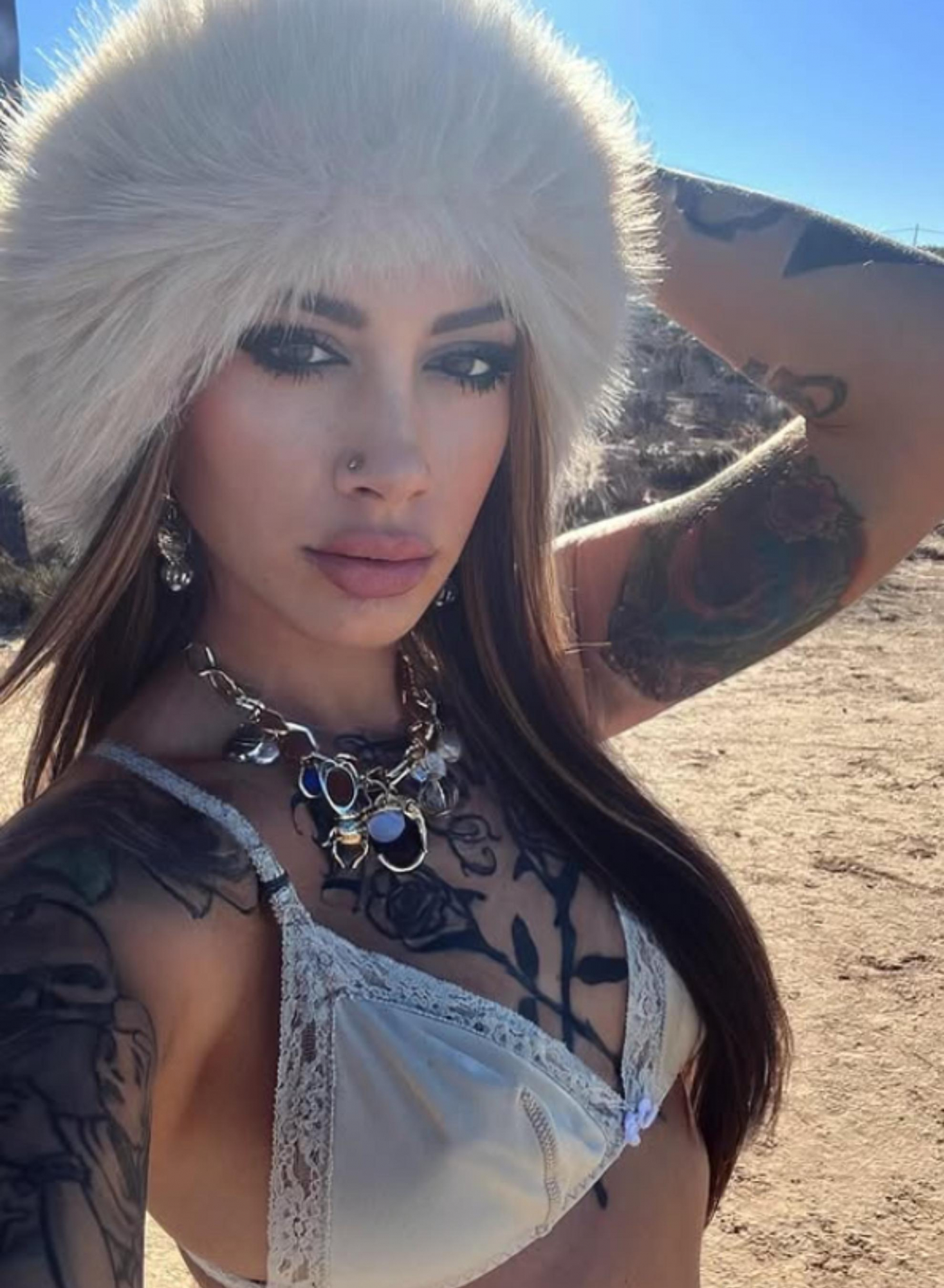 María Cristina Bernabé, la influencer viral por llevar tatuado el nombre de Pedro Sánchez en su ...