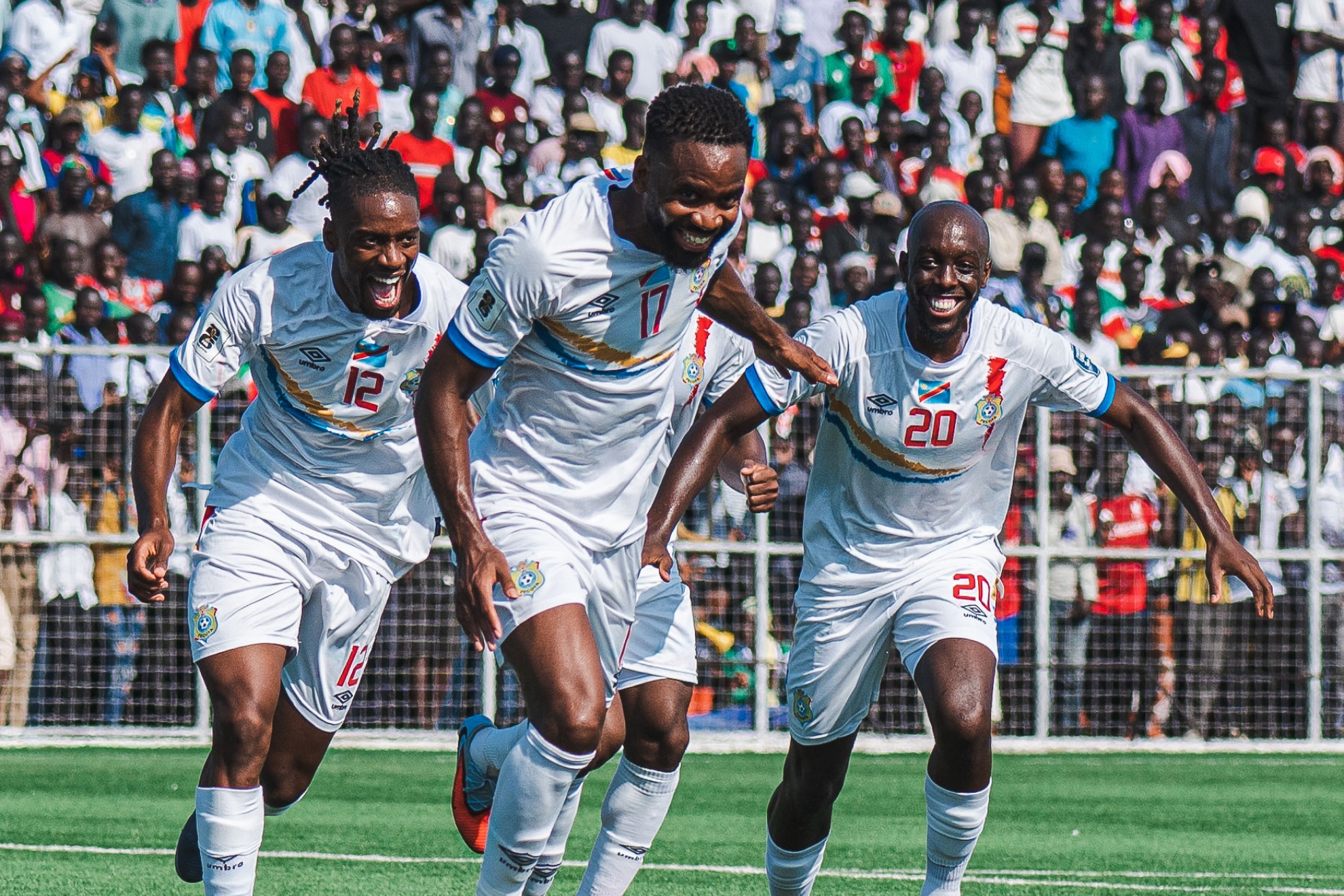 Un doblete de Bakambu acerca al Congo al Mundial