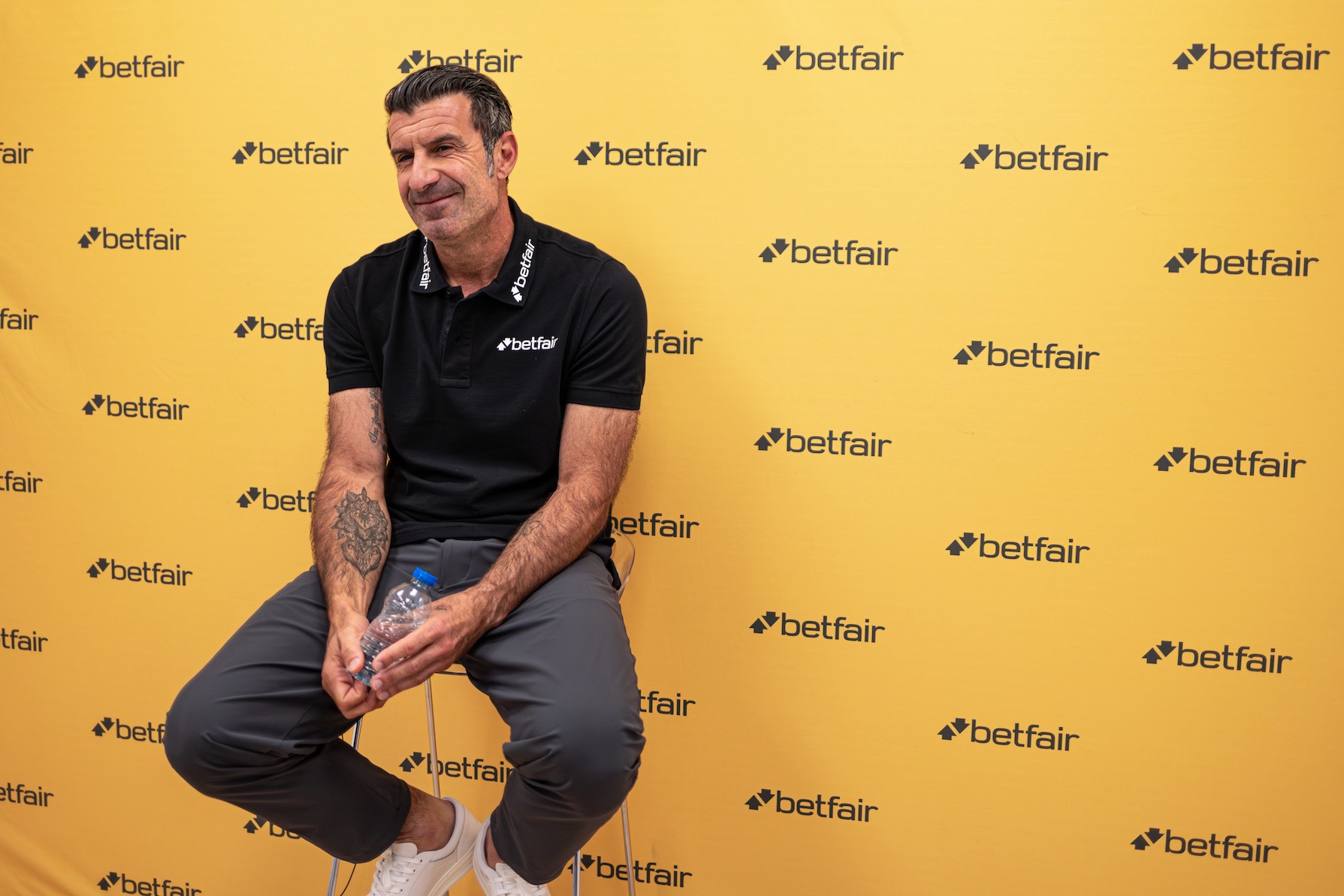 Figo: "Para el Madrid ficharía a Pedri, para el Barça, a Valverde"