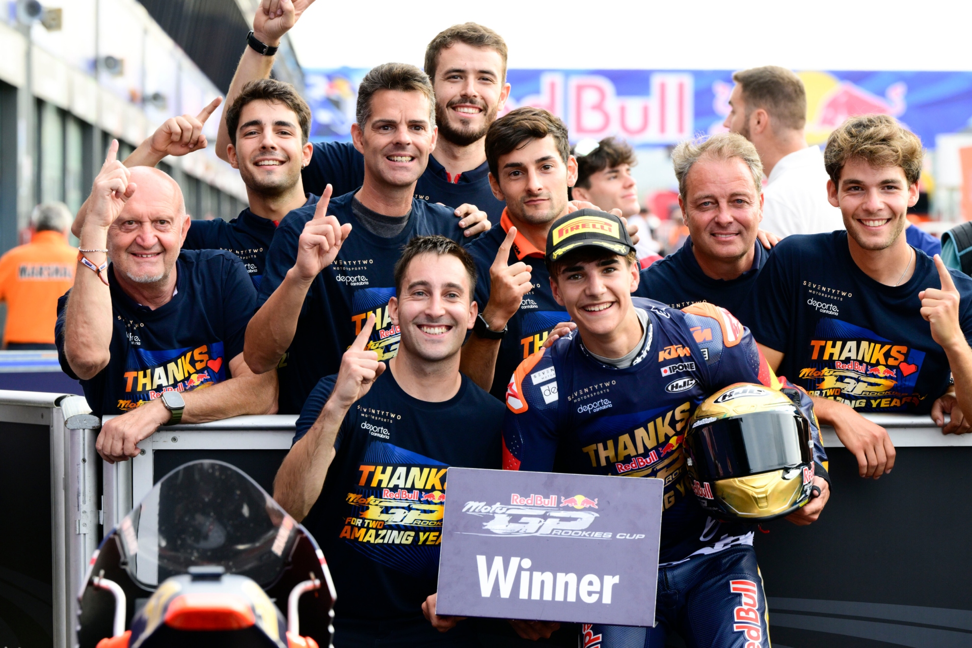 Brian Uriarte, campeón de la Red Bull Rookies Cup 2025