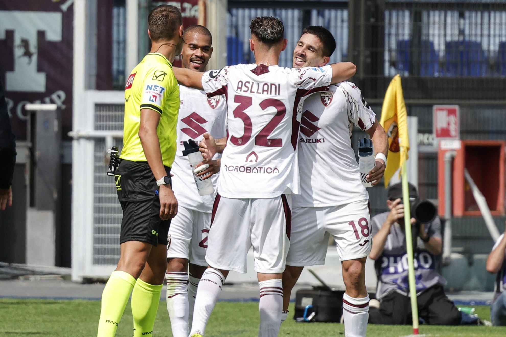 Gio Simeone regala su primer triunfo al Torino y frena el ilusionante ...