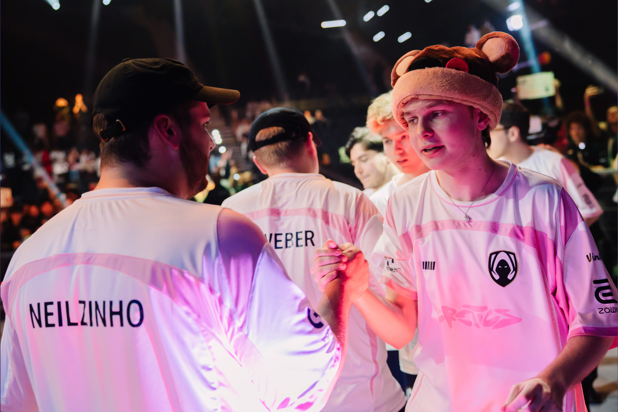 Team Heretics muestra sus galones y debuta ganando 2-0 a G2 Esports