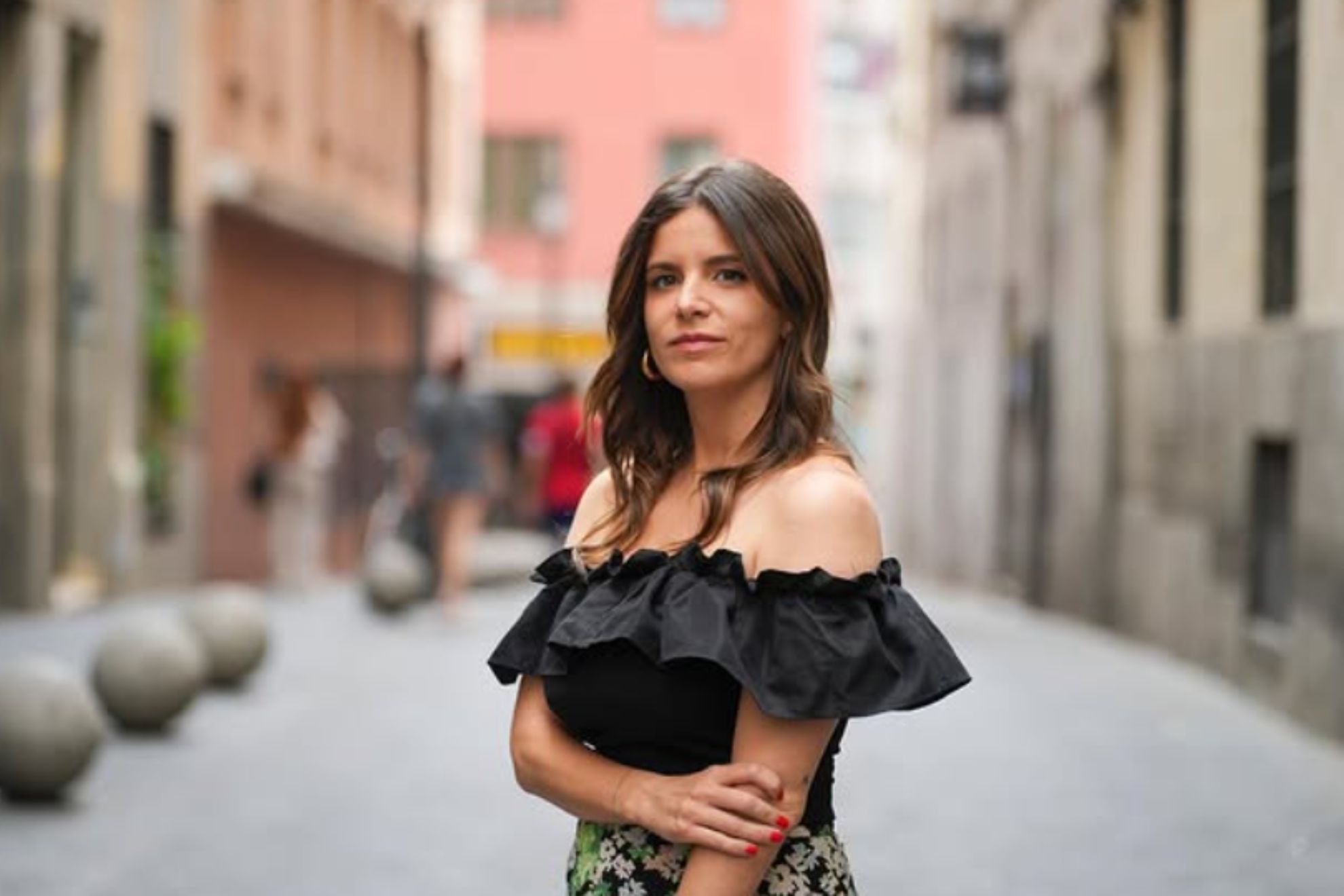 Quién es Ana Iris Simón, periodista y escritora, que es nueva colaboradora de 'Todo es Mentira’